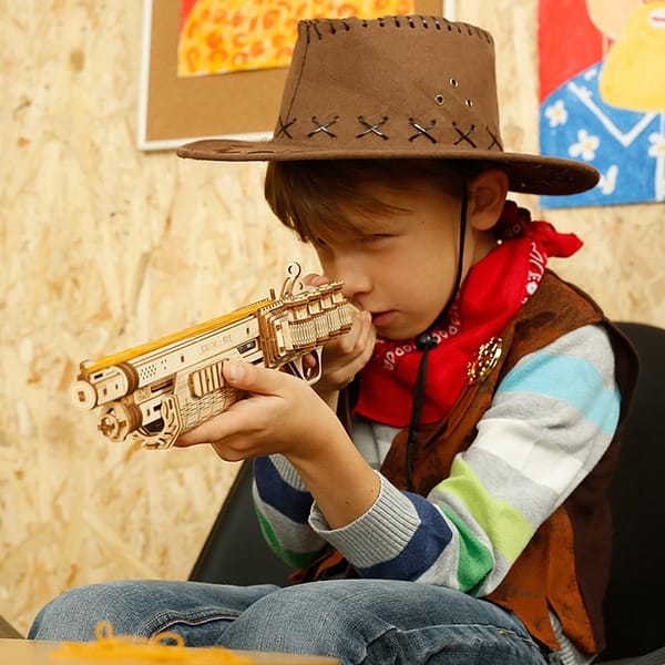 Robotime ROKR Revolver Gun Model Toys 3D Wooden Puzzle Games Crafts ...